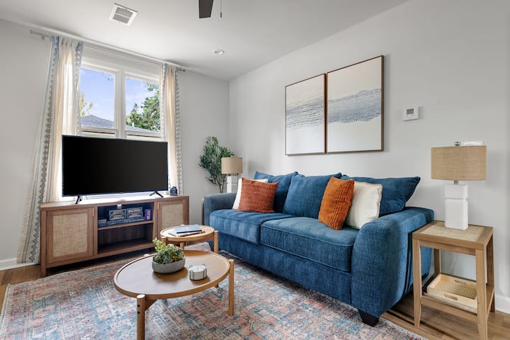 Renovated 3 Bedroom House-10 Minutes To Downtown! - North Charleston, SC