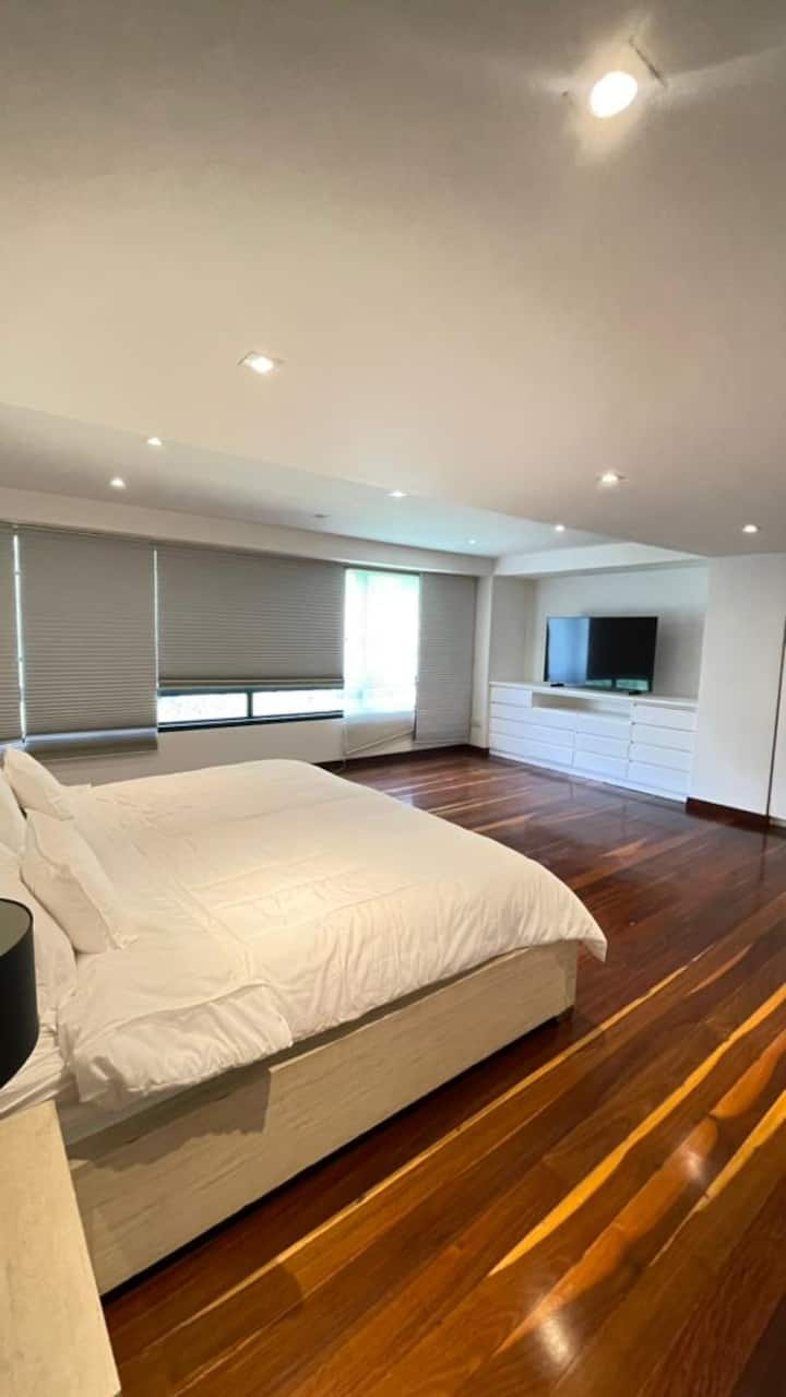 Comodo Ph, Lomas Lagunita - Caracas