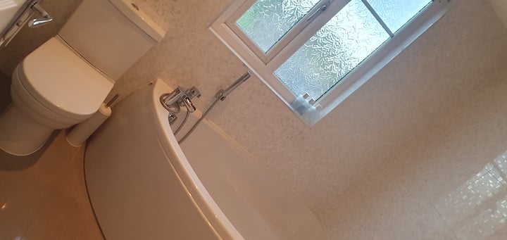 Bedroom In A Beautiful Home - Newcastle upon Tyne
