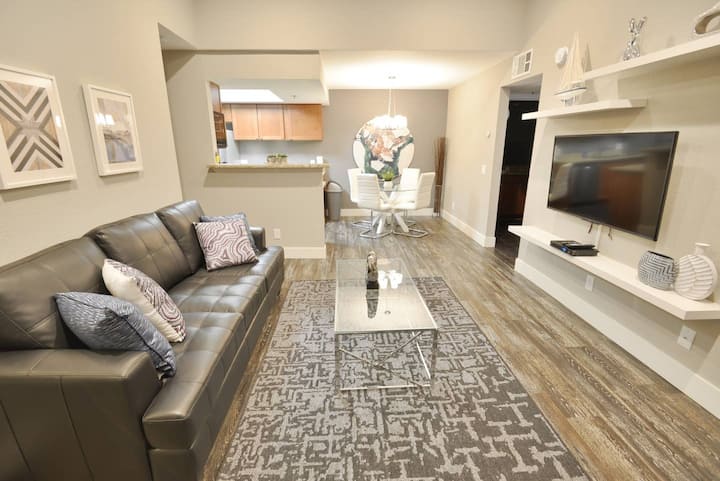 City Light 2b/2b Strip View - Circus Circus Hotel