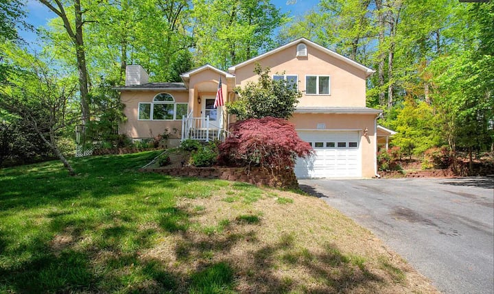 Belle Of The Chesapeake Bay - Driftwood Beach, Lusby