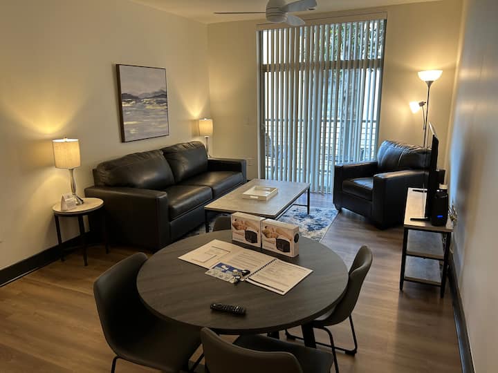 Uptown 2br/2ba Or Office With Luxury Amenities - Charlotte, NC