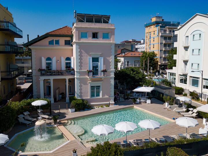Appartamento Fronte Mare Con Piscina Begonia - Cattolica