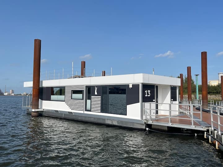 Hausboot "Lee +"  - Lankenauer Höft  (5-7pax) - Bremen