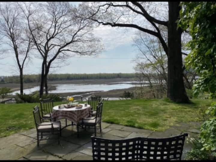 Private Beach Association Home - Norwalk, CT