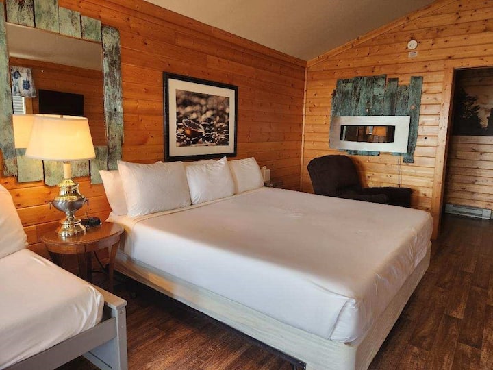 Water View King Cottage Ada - Westport, WA