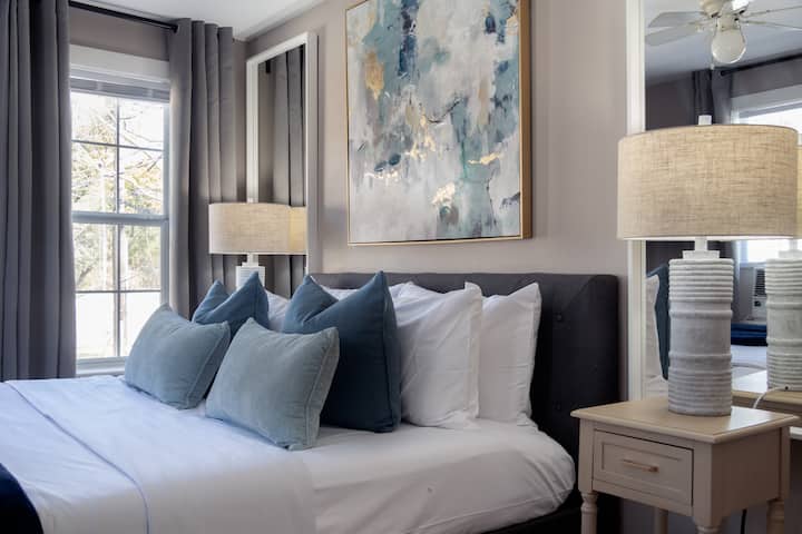 1br The Perch Suite | Downtown, Medical Center! - Toyota Center