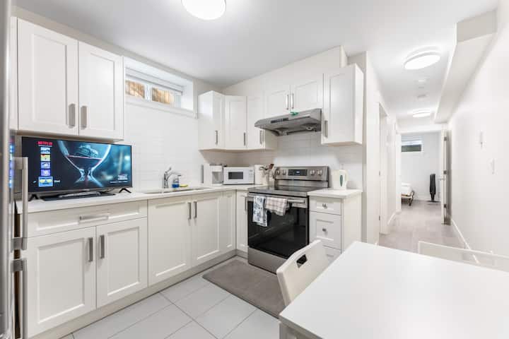 26-new, Cozy, Private Suite 2 Bedrooms, 1 Bath - Vancouver