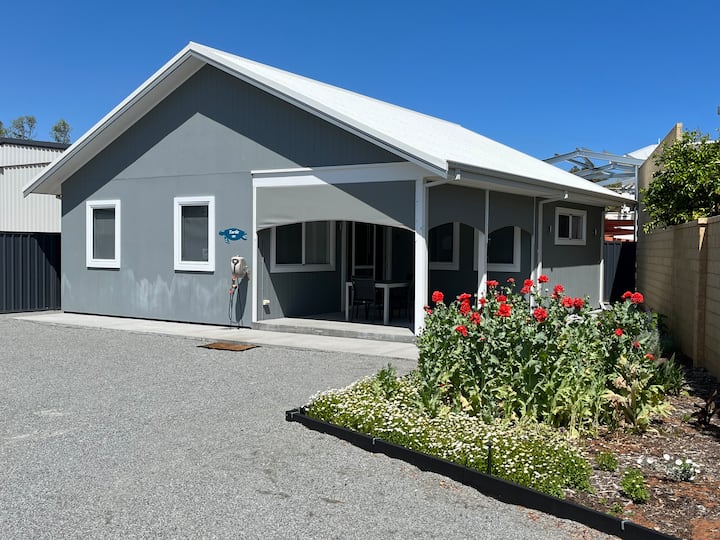 Turtle Chalet Beachfront & Modern - Jurien Bay