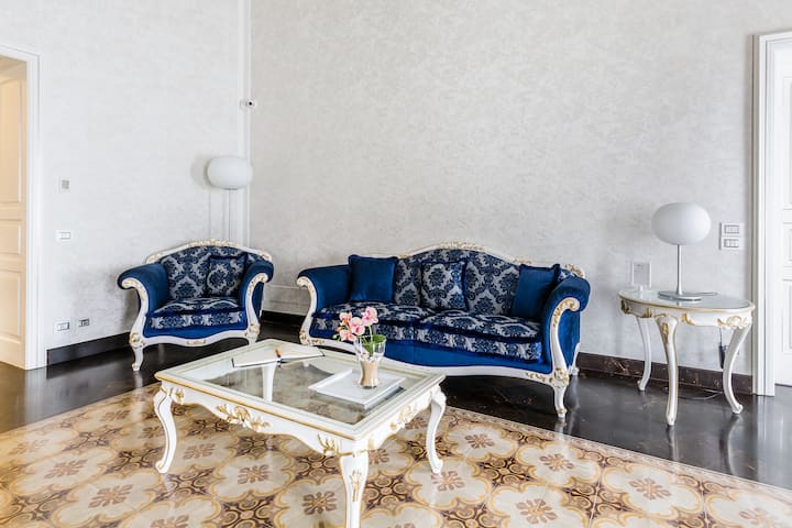 Raffinatezza E Comfort In Un Palazzo Nobiliare - Scicli