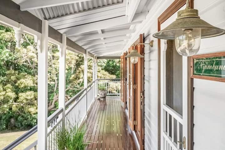 Byron Bay Hinterland Down To Earth Luxury - Lismore