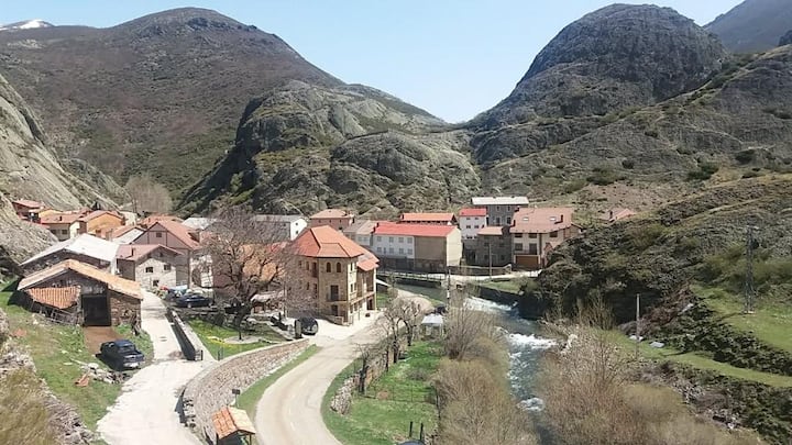 Moradas Portilla - 4 Dormitorios - Posada de Valdeón