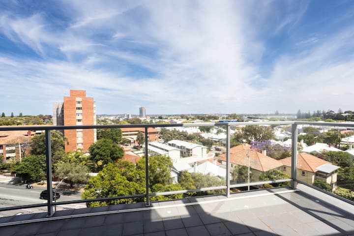 Lovely 2br Apartment In West Perth With Parking! - Subiaco