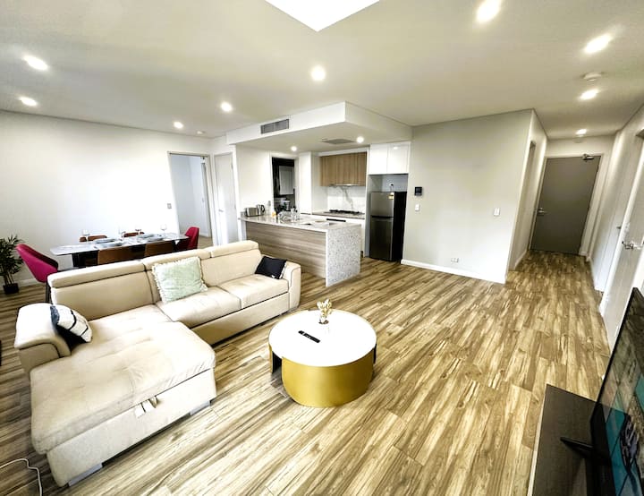 Penthouse Park View Light Rail & Train To The Cbd - Lewisham
