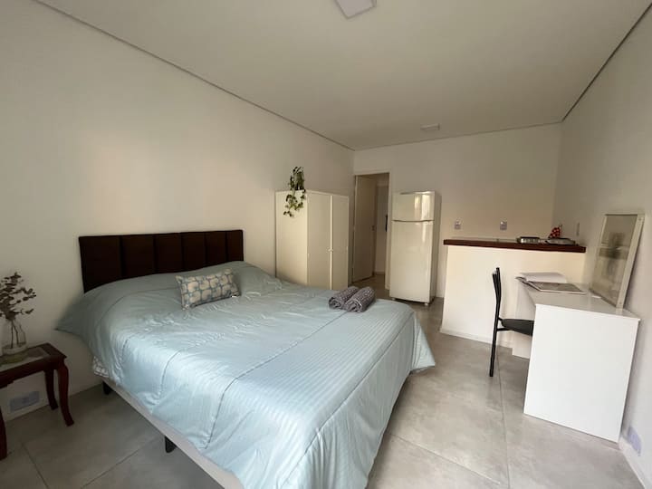 Studio Pacaembu 1: Grande Quintal - Próx. Paulista - São Paulo