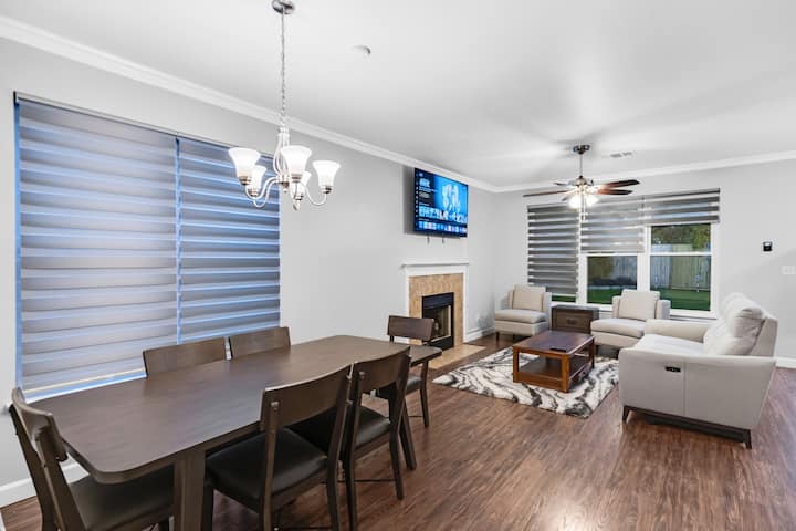 Monthly Welcome Denton*4br/2tvs/5beds - Denton, TX