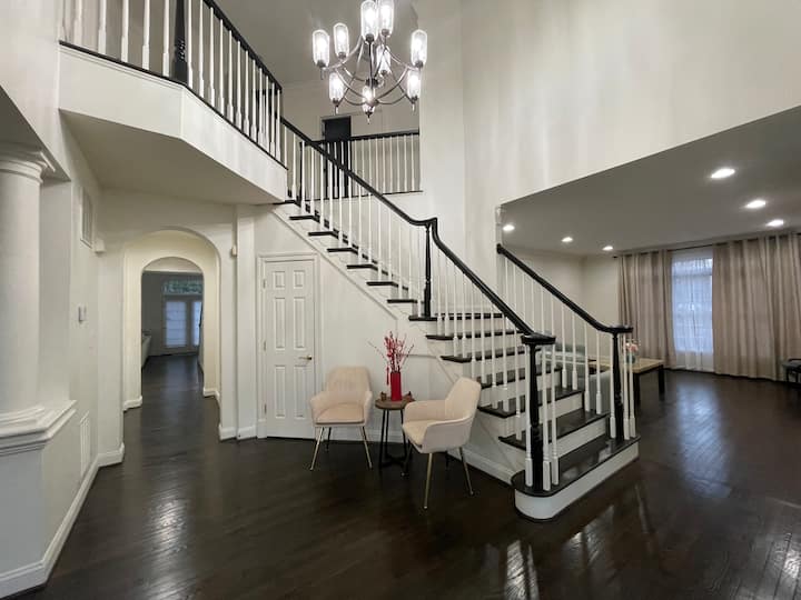 Spacious Modern House,15 Min From Dc, Gmu, Tyson's - Fairfax, VA