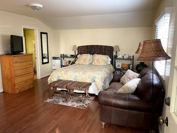 Perfect Santa Barbara Location! - Santa Barbara, CA