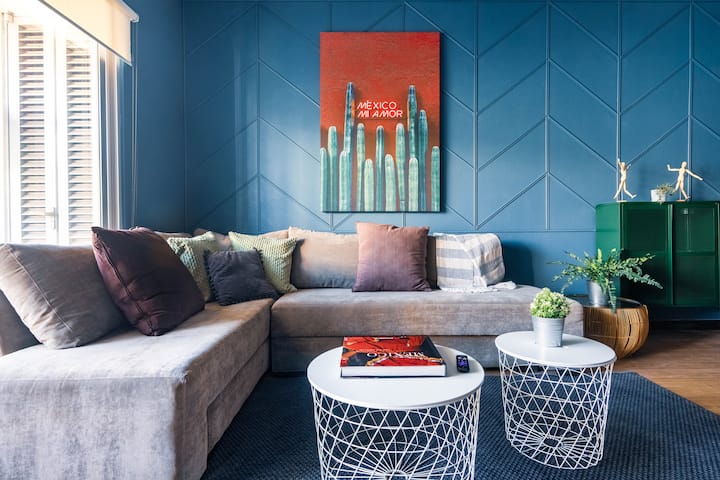 Polanco's Frida-infused Hideaway W/3br/terrace/gym - Mexico City
