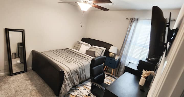 Room In Fayetteville - Fayetteville, AR