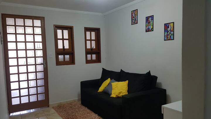 Casa Independente Em Local Nobre - Campinas