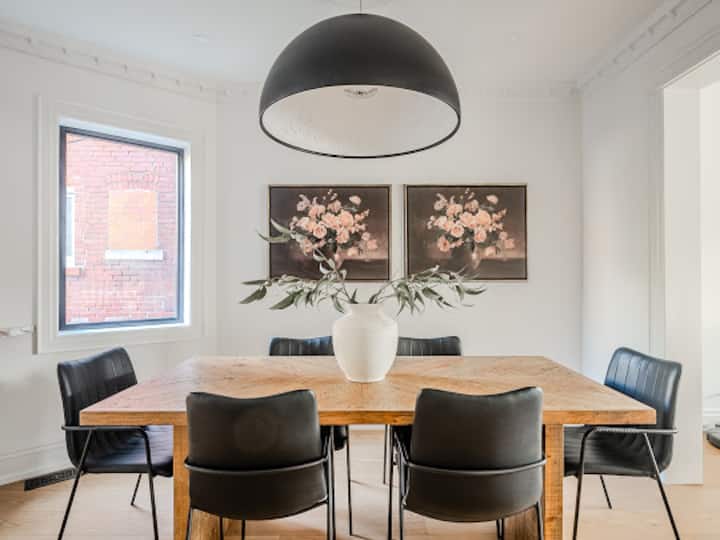Sophistication & Style 4bdrm/4bth/pet Friendly/wfh - Toronto