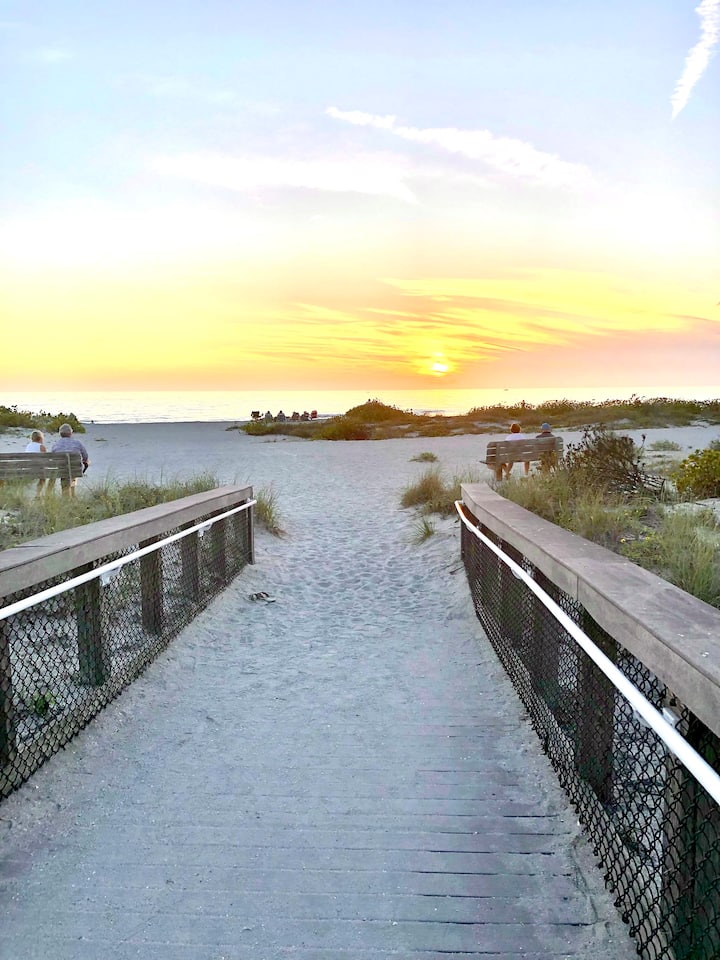 Steps From The Beach! - 威尼斯