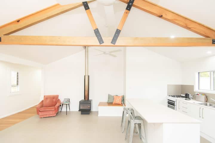 Whitewood Haven (1 Bedrm, 1 Bathrm) - Incl Car - Norfolk Island