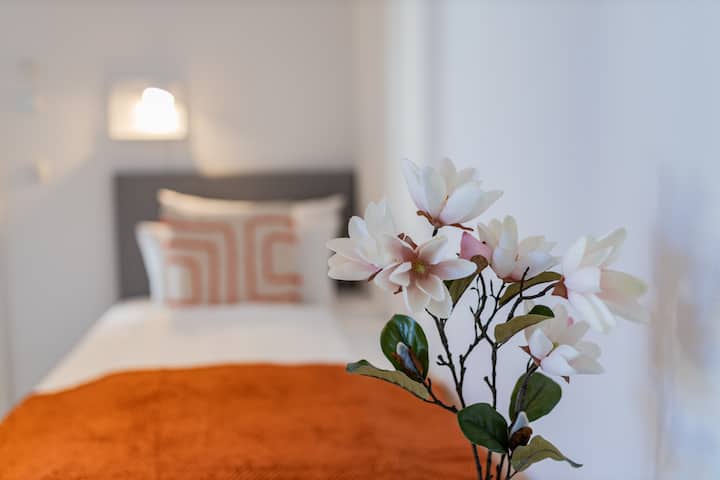Zuse Comfort Studio Apartment Bad Küche Wlan Tv B3 - Bad Hersfeld