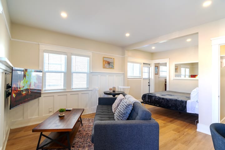 Stylish South Park Studio By Balboa Park W/d - City Heights - San Diego