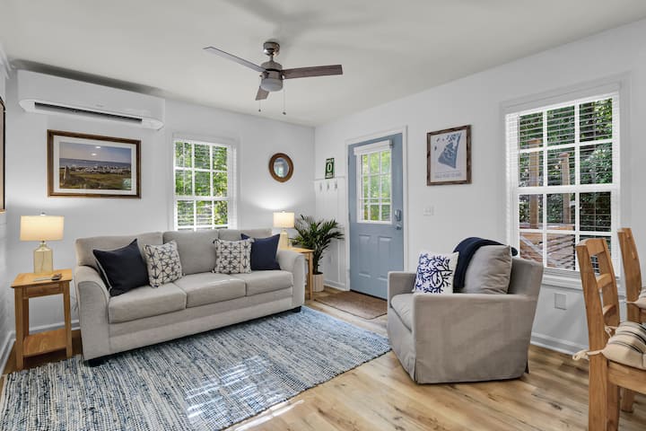 Renovated Apartment In The Trees - Wilmington, NC