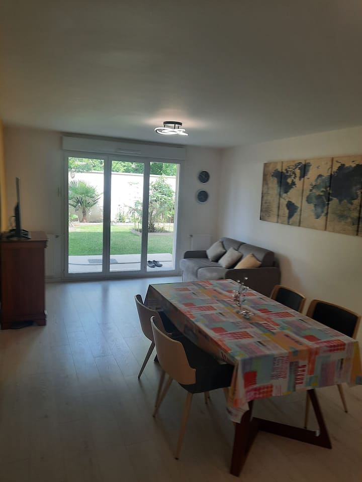 Appartement Avec Jardin - Bois-d'Arcy