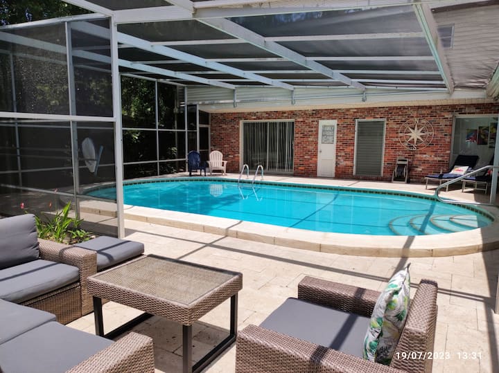 Large House With Heated Pool - Sarasota, FL