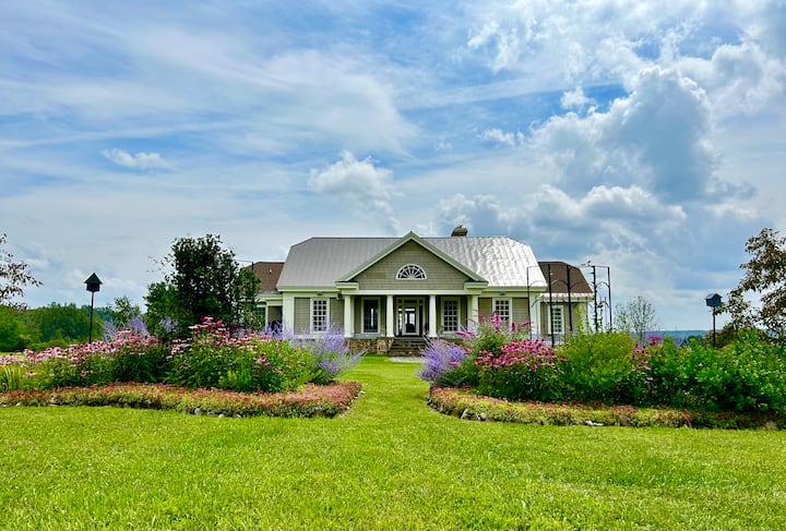 Owera Winds Bed&breakfast -The Wilder Room - Cazenovia, NY