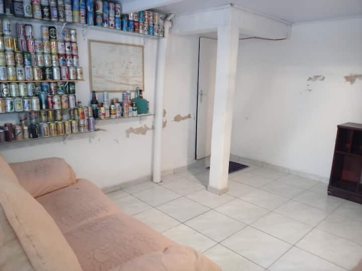 Casa No Subsolo Para 3 Pessoas - Lapa