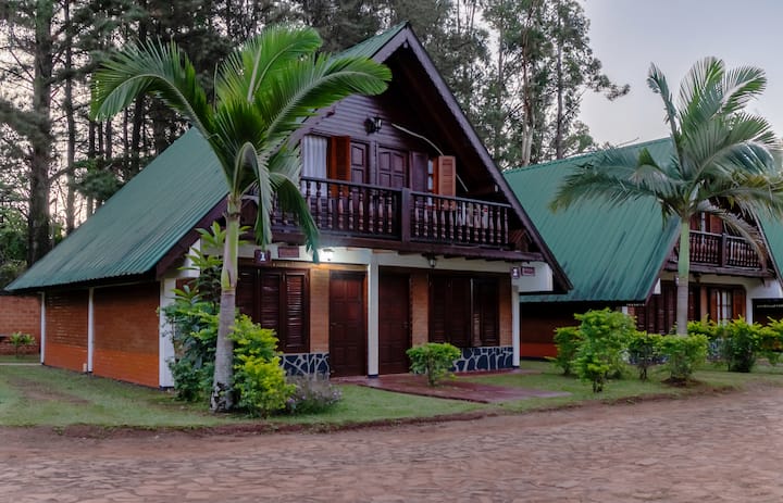Cabin With Pool In Iguazú Surrounded By Nature - Puerto Iguazú