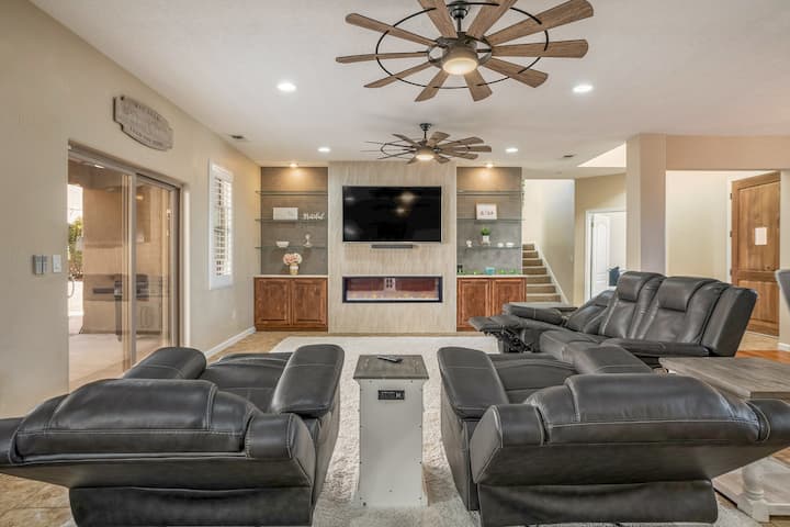 Spacious Home In Albuquerque - Rio Rancho, NM