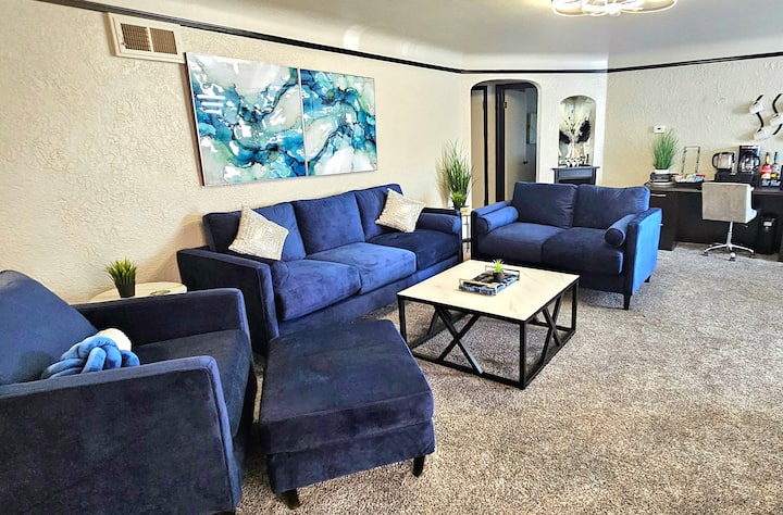 Benton House - Lakewood, CO