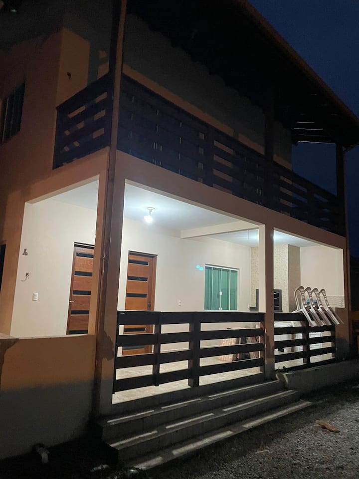 Casa Ampla Frente Para Praia. - Governador Celso Ramos