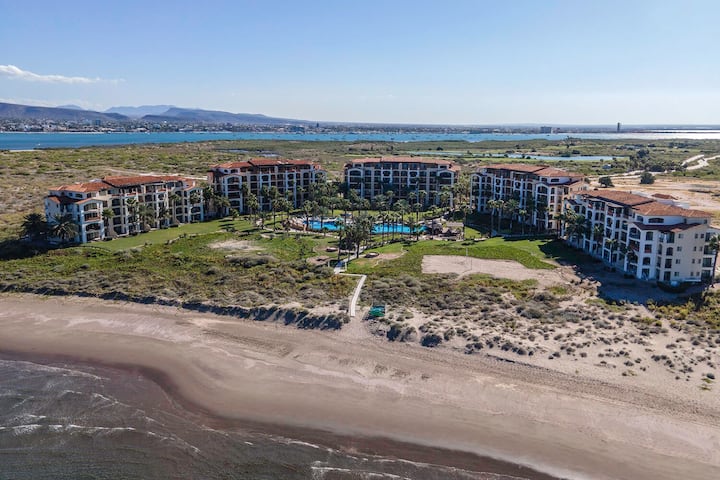 Paraiso Del Mar, Beach And View - La Paz