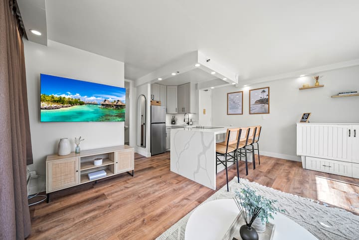 Stylish Fully Renovated 1bdrm Near Waikiki Beach - Waimanalo Beach, Hawaii