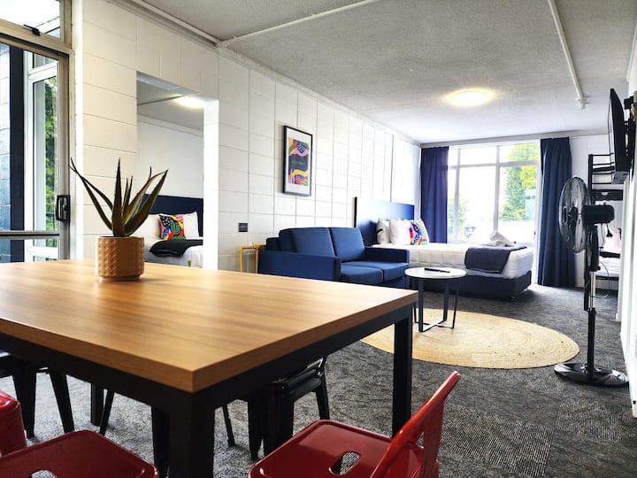 Family Suites With Kitchenette & Ensuite Bathroom - Rotorua