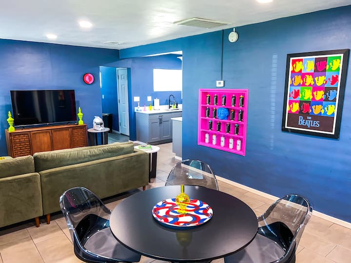 Cozy Pop Art - U Of A - 2b/1b Tucson - Tucson, AZ