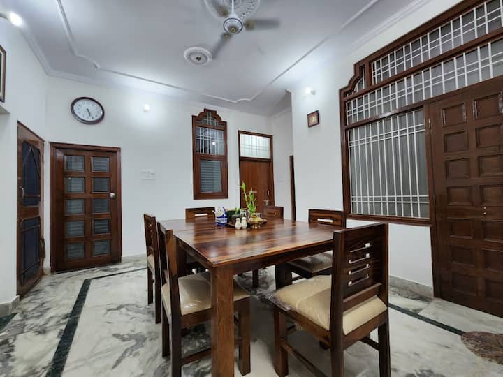 Luxurious 2 Bhk Private Bedrooms In Jaipur - Jaipur