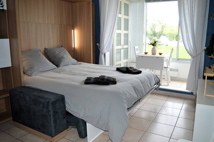 Le Petit Matelot – Studio Fonctionnel Avec Loggia - Plage de Courseulles sur Mer