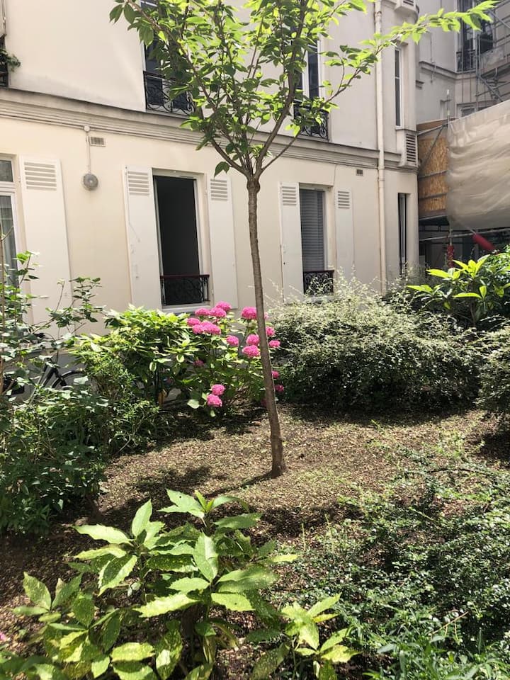 Appart 46m2 Rdc Sur Cour Fleurie - Place de la République