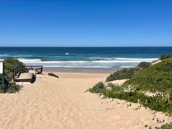 Milkwood Beach Cottage - Keurboomstrand