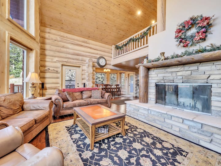 Family Retreat, Close To Lifts, Hot Tub, Game Room - Brian Head, UT
