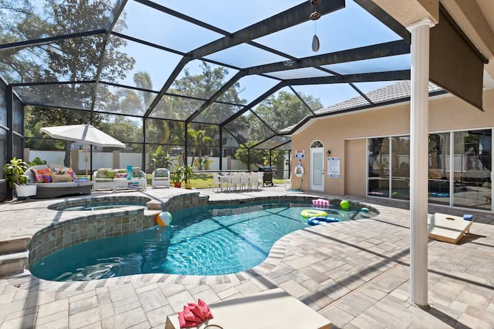 Lux Villa Heated Pool& Spa, Golf, Honeymoon Island - Dunedin, FL