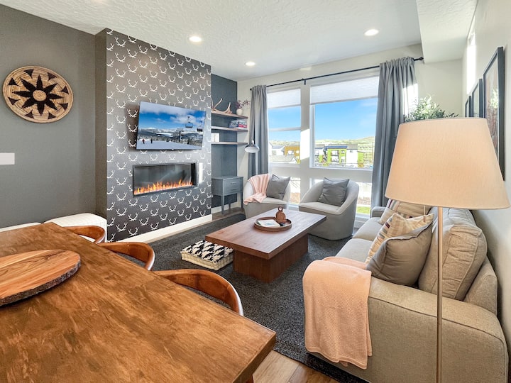 Newer Modern Townhouse In Park City - Park City, UT